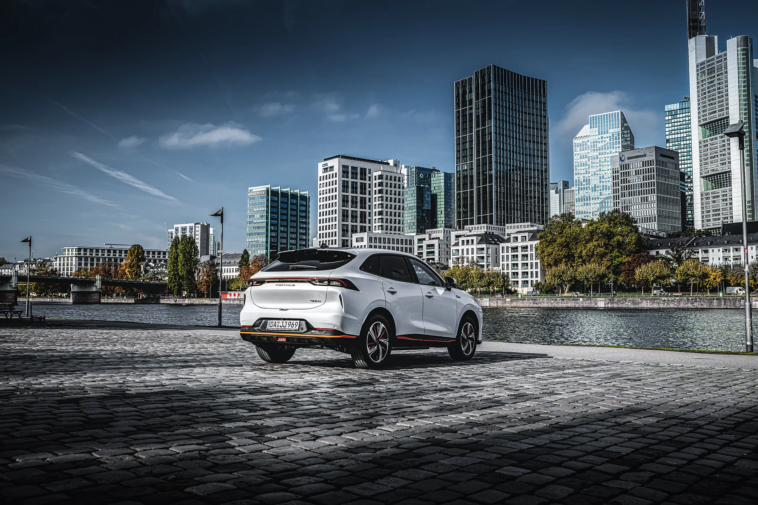 Friday - Forthing Crna Gora